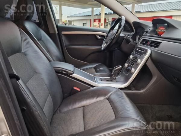 Volvo V70 2015 Rīga, ar dzinēja tilpumu 2.00 L un nobraukumu 280 tūkst. km par 5700 €, foto 10 vietnē AUTOMOTO.COM.LV