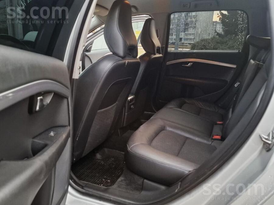 Volvo V70 2015 Rīga, ar dzinēja tilpumu 2.00 L un nobraukumu 280 tūkst. km par 5700 €, foto 13 vietnē AUTOMOTO.COM.LV