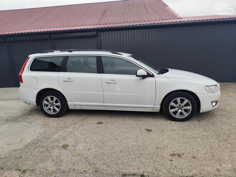 Volvo V70 2015 Tauragė, ar dzinēja tilpumu 2.00 L un nobraukumu 521 tūkst. km par 3350 €, foto 7 vietnē AUTOMOTO.COM.LV