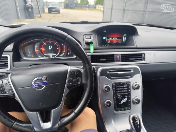 Volvo V70 2015 in Taurage, with an engine capacity of 2.00 L and mileage of 521 thousand km for 3350 €, photo 9 on AUTOMOTO.COM.LV