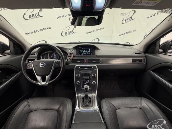 Volvo V70 2015 in Vilnius, with an engine capacity of 1.97 L and mileage of 360 thousand km for 6500 €, photo 3 on AUTOMOTO.COM.LV