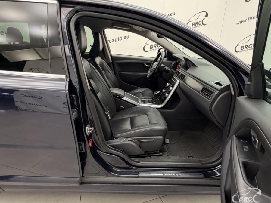 Volvo V70 2015 in Vilnius, with an engine capacity of 1.97 L and mileage of 360 thousand km for 6500 €, photo 5 on AUTOMOTO.COM.LV