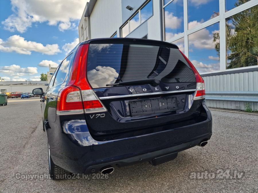 Volvo V70 2015 in Tartu, with an engine capacity of 2.00 L and mileage of 220 thousand km for 8690 €, photo 8 on AUTOMOTO.COM.LV