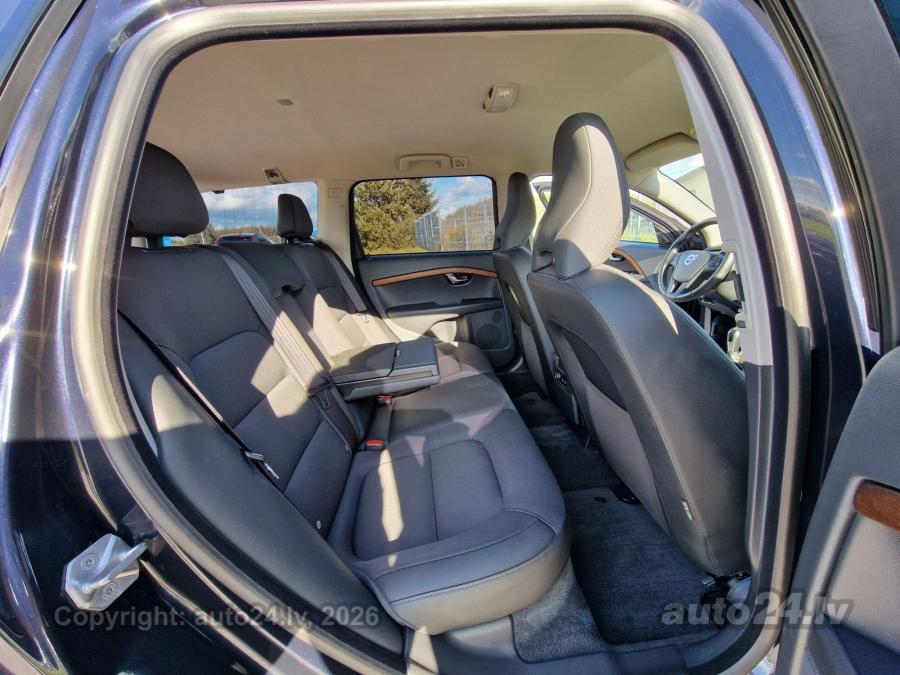 Volvo V70 2015 in Tartu, with an engine capacity of 2.00 L and mileage of 220 thousand km for 8690 €, photo 27 on AUTOMOTO.COM.LV