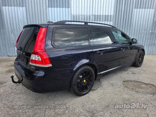 Volvo V70 2015 Tallina, ar dzinēja tilpumu 2.00 L un nobraukumu 182 tūkst. km par 8290 €, foto 3 vietnē AUTOMOTO.COM.LV