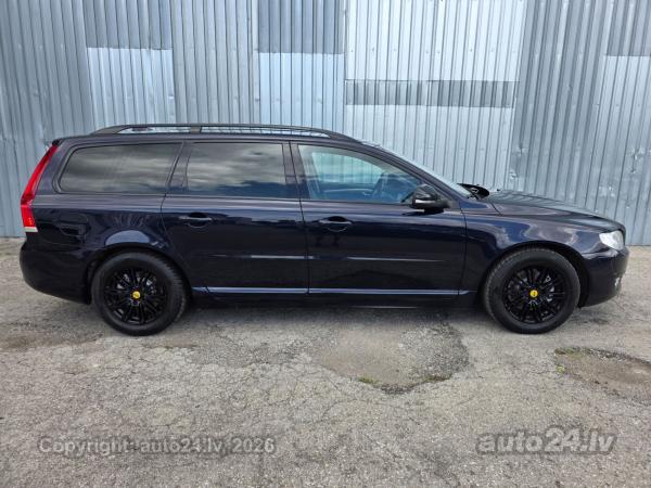 Volvo V70 2015 Tallina, ar dzinēja tilpumu 2.00 L un nobraukumu 182 tūkst. km par 8290 €, foto 6 vietnē AUTOMOTO.COM.LV
