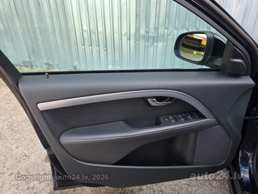 Volvo V70 2015 in Tallinn, with an engine capacity of 2.00 L and mileage of 182 thousand km for 8290 €, photo 21 on AUTOMOTO.COM.LV