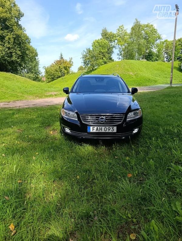 Volvo V70 2015 in Kaunas, with an engine capacity of 2.00 L and mileage of 230 thousand km for 6300 €, photo 3 on AUTOMOTO.COM.LV