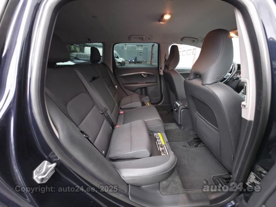 Volvo V70 2016 Tallina, ar dzinēja tilpumu 2.00 L un nobraukumu 233 tūkst. km par 8590 €, foto 14 vietnē AUTOMOTO.COM.LV