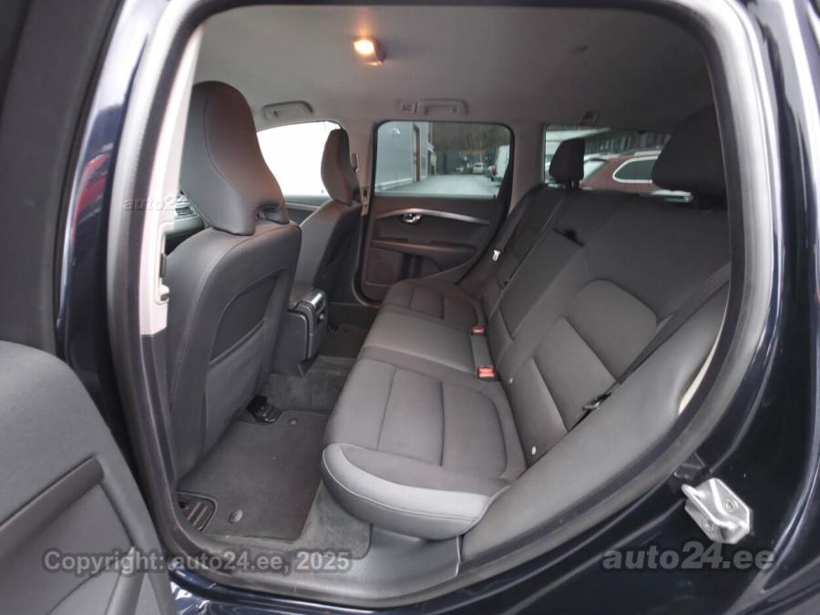 Volvo V70 2016 Tallina, ar dzinēja tilpumu 2.00 L un nobraukumu 233 tūkst. km par 8590 €, foto 15 vietnē AUTOMOTO.COM.LV