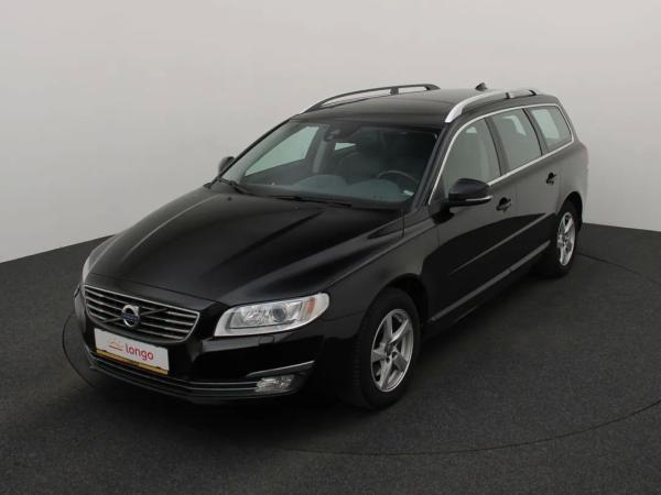 Volvo V70 2016 in Vilnius, with an engine capacity of 2.00 L and mileage of 294 thousand km for 9299 €, photo 1 on AUTOMOTO.COM.LV