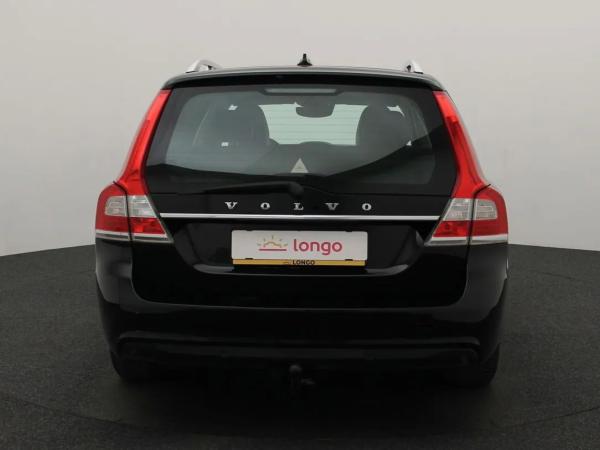 Volvo V70 2016 in Vilnius, with an engine capacity of 2.00 L and mileage of 294 thousand km for 9299 €, photo 5 on AUTOMOTO.COM.LV