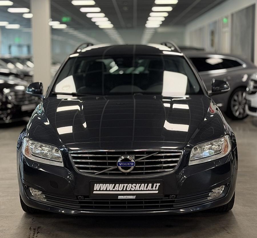 Volvo V70 2016 in Klaipeda, with an engine capacity of 1.98 L and mileage of 265 thousand km for 8750 €, photo 3 on AUTOMOTO.COM.LV
