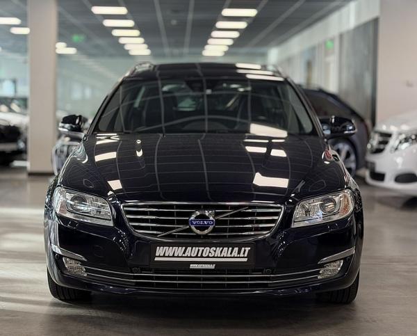 Volvo V70 2016 in Klaipeda, with an engine capacity of 1.97 L and mileage of 281 thousand km for 8900 €, photo 3 on AUTOMOTO.COM.LV