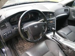 Violet Volvo V70 2005 in Balvi, with an engine capacity of 2.40 L and mileage of 587 thousand km for 1750 €, photo 12 on AUTOMOTO.COM.LV