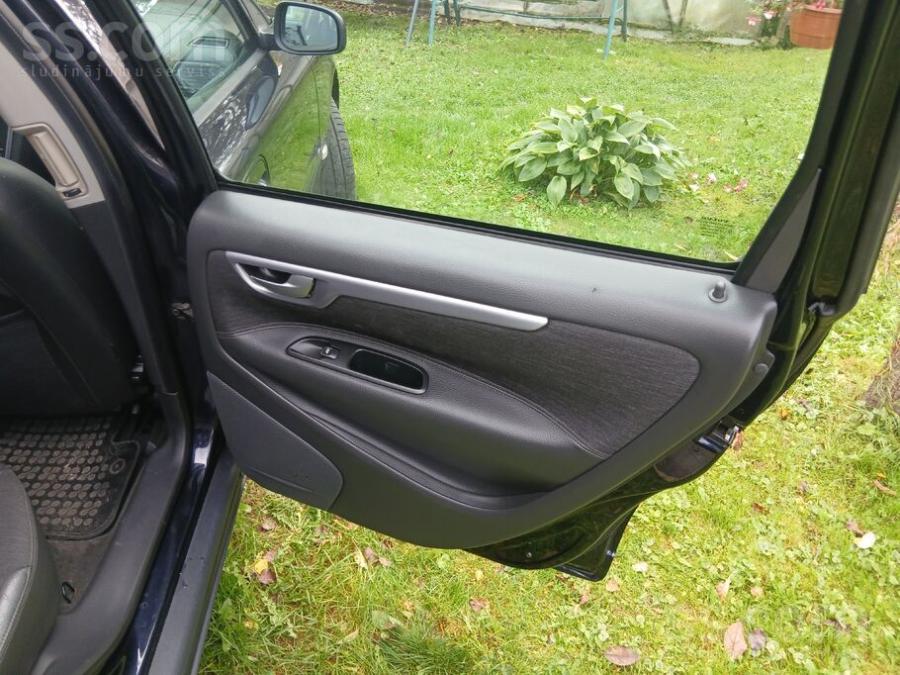 Violet Volvo V70 2005 in Balvi, with an engine capacity of 2.40 L and mileage of 587 thousand km for 1750 €, photo 25 on AUTOMOTO.COM.LV