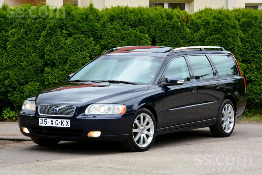 Violet Volvo V70 2007 in Riga, with an engine capacity of 2.40 L and mileage of 315 thousand km for 4100 €, photo 3 on AUTOMOTO.COM.LV