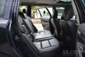 Violet Volvo V70 2007 in Riga, with an engine capacity of 2.40 L and mileage of 315 thousand km for 4100 €, photo 8 on AUTOMOTO.COM.LV
