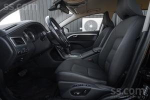 Violet Volvo V70 2010 in Tukums, with an engine capacity of 2.00 L and mileage of 0 thousand km for 6200 €, photo 15 on AUTOMOTO.COM.LV