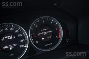 Violet Volvo V70 2010 in Tukums, with an engine capacity of 2.00 L and mileage of 0 thousand km for 6200 €, photo 20 on AUTOMOTO.COM.LV