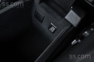 Violet Volvo V70 2010 in Tukums, with an engine capacity of 2.00 L and mileage of 0 thousand km for 6200 €, photo 26 on AUTOMOTO.COM.LV