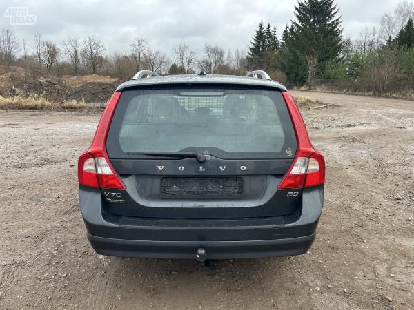 Violets Volvo V70 2011 Panevēža, ar dzinēja tilpumu 2.00 L un nobraukumu 348 tūkst. km par 5100 €, foto 6 vietnē AUTOMOTO.COM.LV