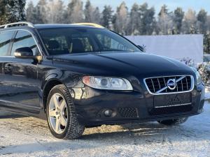 Violets Volvo V70 2011 Cēsis, ar dzinēja tilpumu 2.00 L un nobraukumu 248 tūkst. km par 6950 €, foto  vietnē AUTOMOTO.COM.LV