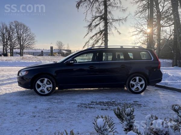 Violets Volvo V70 2011 Cēsis, ar dzinēja tilpumu 2.00 L un nobraukumu 248 tūkst. km par 6950 €, foto 7 vietnē AUTOMOTO.COM.LV