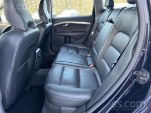 Violets Volvo V70 2011 Cēsis, ar dzinēja tilpumu 2.00 L un nobraukumu 248 tūkst. km par 6950 €, foto 13 vietnē AUTOMOTO.COM.LV
