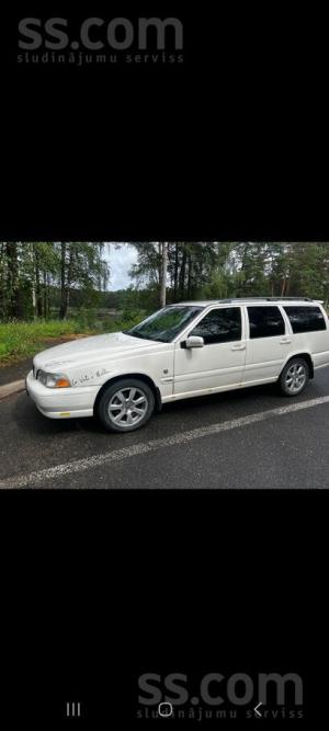 Balts Volvo V70 2000 Rīga, ar dzinēja tilpumu 2.50 L un nobraukumu 0 tūkst. km par 2100 €, foto 4 vietnē AUTOMOTO.COM.LV