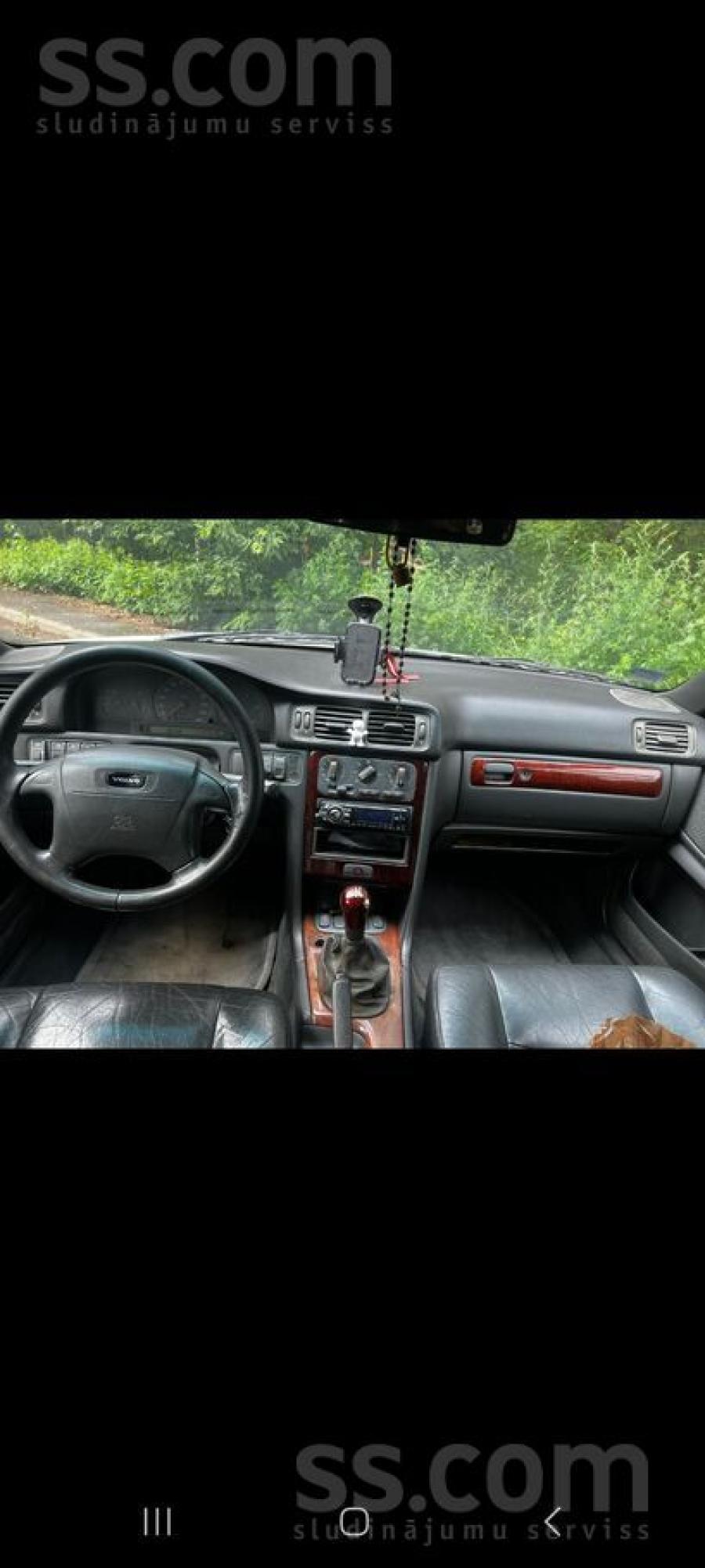 Balts Volvo V70 2000 Rīga, ar dzinēja tilpumu 2.50 L un nobraukumu 0 tūkst. km par 2100 €, foto 8 vietnē AUTOMOTO.COM.LV