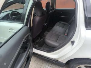 White Volvo V70 2007 in Vilnius, with an engine capacity of 2.40 L and mileage of 550 thousand km for 1200 €, photo 10 on AUTOMOTO.COM.LV