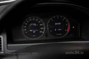 Белый Вольво В70 2007 в Таллин, объемом двигателя 2.40 л и пробегом 353 тыс. км за 4500 €, фото 10 на AUTOMOTO.COM.LV