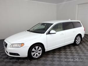 Balts Volvo V70 2008 Tallina, ar dzinēja tilpumu 2.40 L un nobraukumu 319 tūkst. km par 2599 €, foto 3 vietnē AUTOMOTO.COM.LV