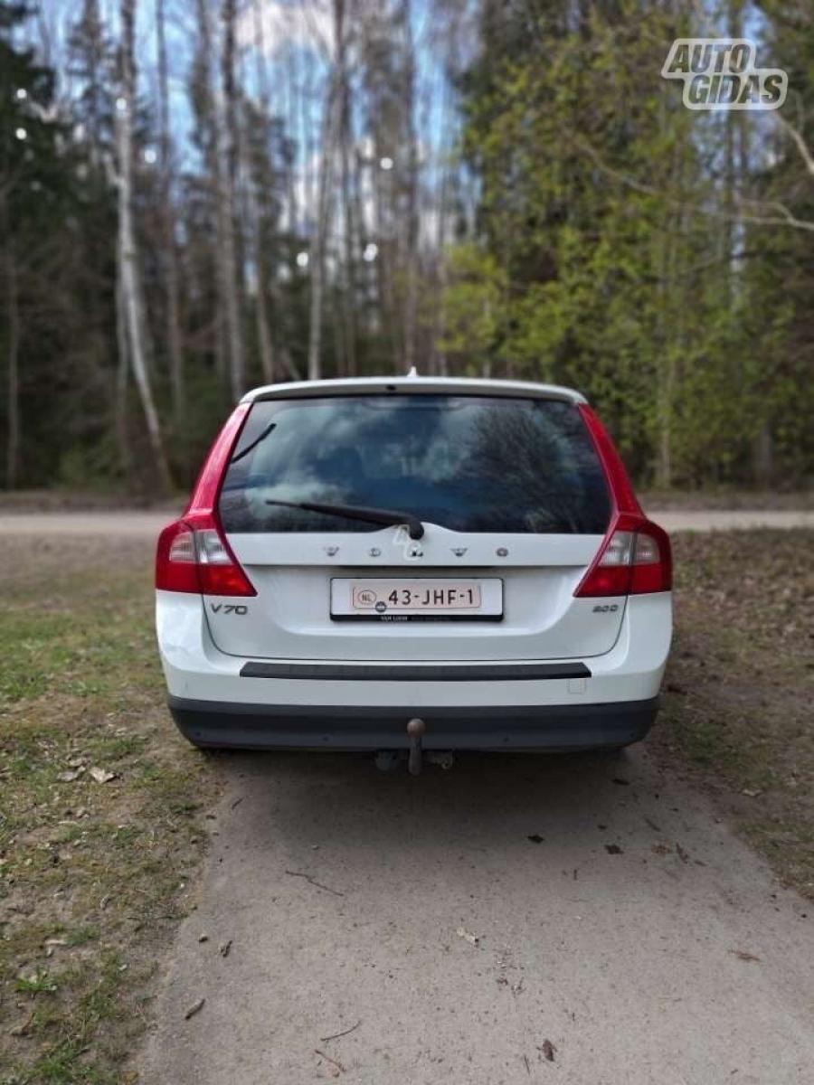 Balts Volvo V70 2009 Mažeikiai, ar dzinēja tilpumu 2.00 L un nobraukumu 431 tūkst. km par 4000 €, foto 6 vietnē AUTOMOTO.COM.LV