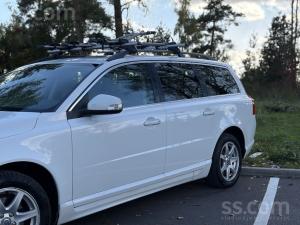 White Volvo V70 2009 in Riga, with an engine capacity of 2.40 L and mileage of 364 thousand km for 2950 €, photo 10 on AUTOMOTO.COM.LV