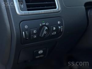 White Volvo V70 2009 in Riga, with an engine capacity of 2.40 L and mileage of 364 thousand km for 2950 €, photo 22 on AUTOMOTO.COM.LV
