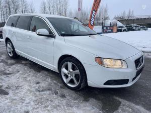 Balts Volvo V70 2010 Kauņa, ar dzinēja tilpumu 2.00 L un nobraukumu 277 tūkst. km par 3650 €, foto 2 vietnē AUTOMOTO.COM.LV