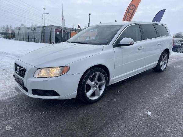 Balts Volvo V70 2010 Kauņa, ar dzinēja tilpumu 2.00 L un nobraukumu 277 tūkst. km par 3650 €, foto 6 vietnē AUTOMOTO.COM.LV