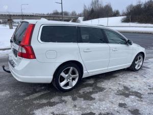 Balts Volvo V70 2010 Kauņa, ar dzinēja tilpumu 2.00 L un nobraukumu 268 tūkst. km par 3650 €, foto 15 vietnē AUTOMOTO.COM.LV