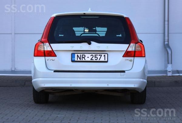 Balts Volvo V70 2010 Rīga, ar dzinēja tilpumu 1.60 L un nobraukumu 0 tūkst. km par 3495 €, foto 5 vietnē AUTOMOTO.COM.LV