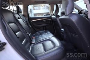White Volvo V70 2010 in Riga, with an engine capacity of 1.60 L and mileage of 0 thousand km for 3495 €, photo 15 on AUTOMOTO.COM.LV