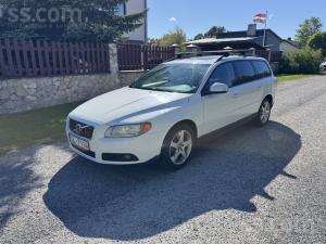 Balts Volvo V70 2010 Rīga, ar dzinēja tilpumu 2.40 L un nobraukumu 324 tūkst. km par 3950 €, foto  vietnē AUTOMOTO.COM.LV