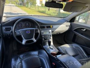 Balts Volvo V70 2010 Rīga, ar dzinēja tilpumu 2.40 L un nobraukumu 324 tūkst. km par 3950 €, foto 7 vietnē AUTOMOTO.COM.LV