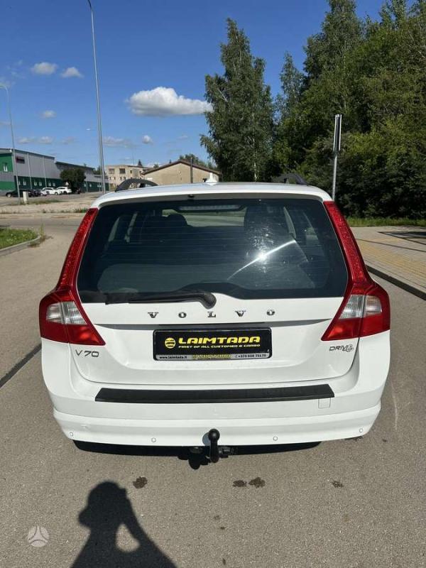 Balts Volvo V70 2010 Telšiai, ar dzinēja tilpumu 1.56 L un nobraukumu 312 tūkst. km par 2150 €, foto 6 vietnē AUTOMOTO.COM.LV