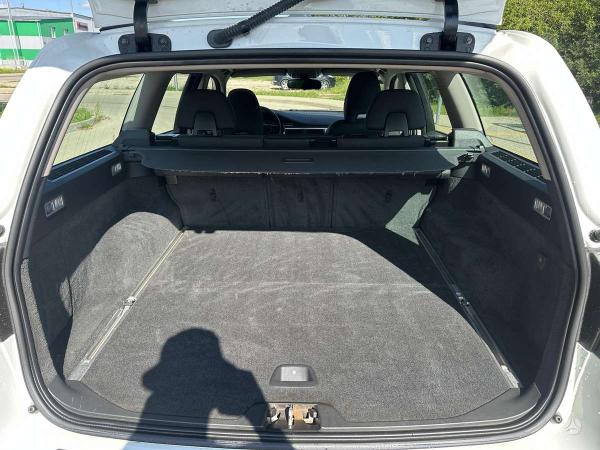 Balts Volvo V70 2010 Telšiai, ar dzinēja tilpumu 1.56 L un nobraukumu 312 tūkst. km par 2150 €, foto 7 vietnē AUTOMOTO.COM.LV