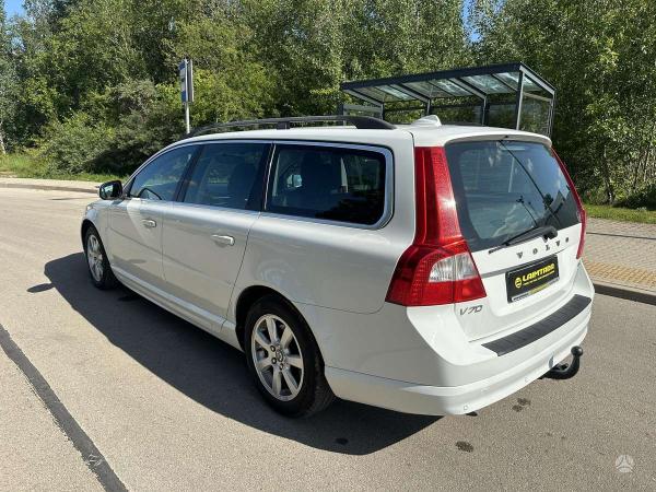 Balts Volvo V70 2010 Telšiai, ar dzinēja tilpumu 1.56 L un nobraukumu 312 tūkst. km par 2150 €, foto 8 vietnē AUTOMOTO.COM.LV