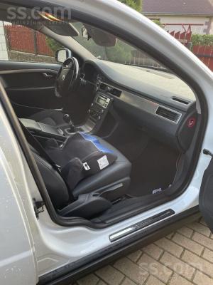 Balts Volvo V70 2010 Talsi, ar dzinēja tilpumu 2.00 L un nobraukumu 324 tūkst. km par 4700 €, foto 8 vietnē AUTOMOTO.COM.LV