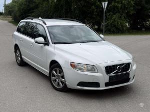 White Volvo V70 2010 in Ukmerge, with an engine capacity of 1.98 L and mileage of 360 thousand km for 3500 €, photo  on AUTOMOTO.COM.LV