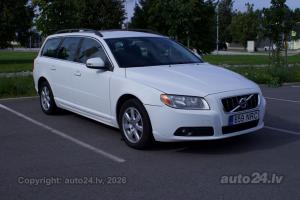 White Volvo V70 2010 in Tartu, with an engine capacity of 2.00 L and mileage of 261 thousand km for 4890 €, photo  on AUTOMOTO.COM.LV